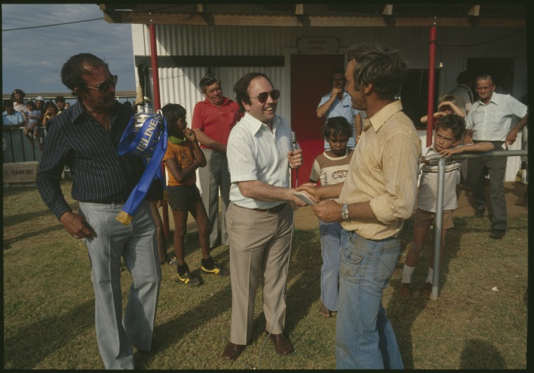 Roebourne race meeting. - JPG 108.2 KB