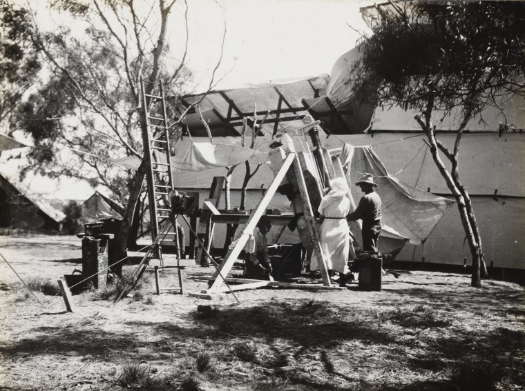 Lick Observatory's Floyd camera, 1922 Wallal Solar Eclipse Expedition ...