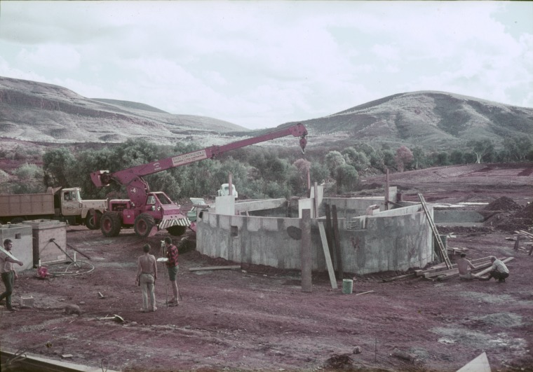 Construction of the secondary crusher at Mt Tom Price mine built by ...