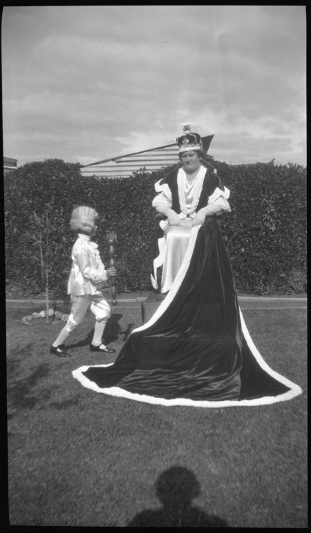 Miss Mavis White is crowned Queen in Mukinbudin as part of the ...