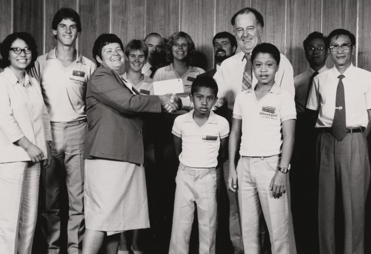 Shirley Stephens (Team Assistant Manager) accepts the sponsorship ...