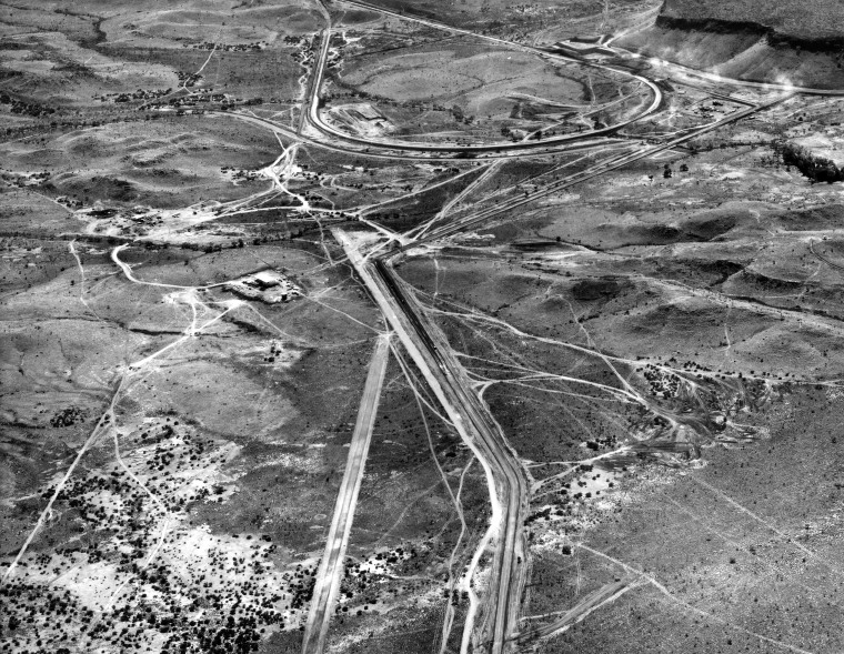 Aerial photographs of Middle Robe mine under construction near ...