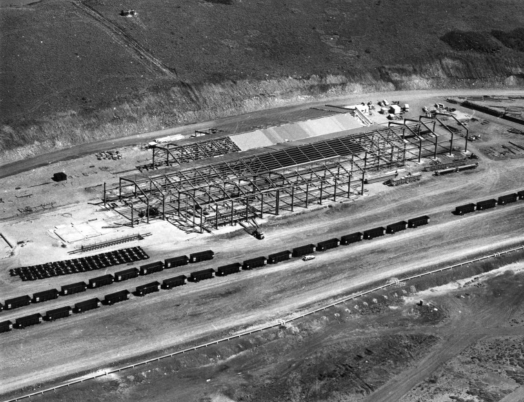 Robe River Railway workshops and yards, Cape Lambert, 24 November 1971 ...
