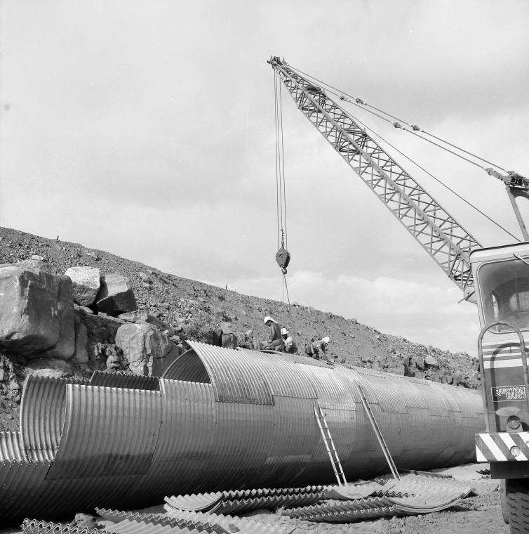 Hamersley Iron port and iron ore processing plant under construction at ...