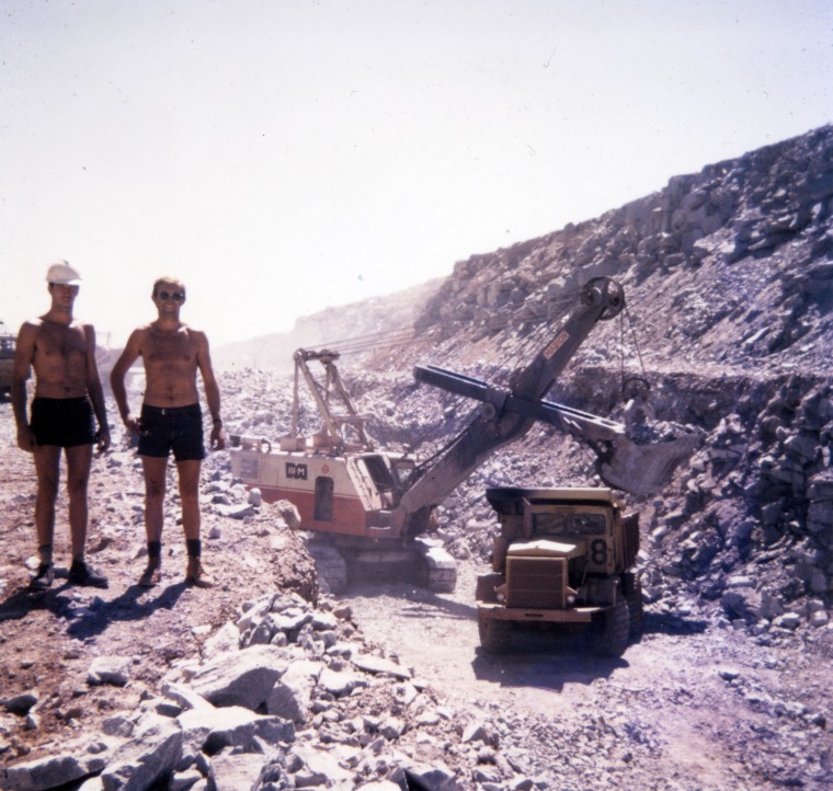 Operators Brian Hall and Mike Bignell at the Tom Price end of Bells ...