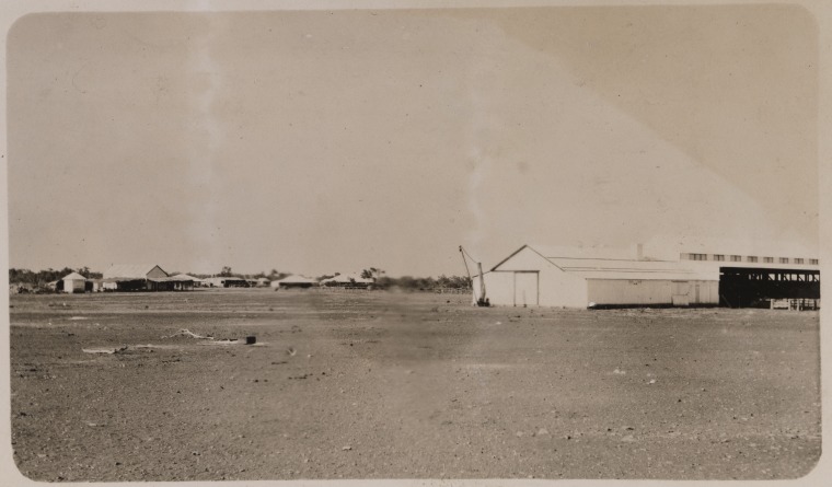 Noonkanbah Station homestead and shearing shed. - JPG 65.1 KB