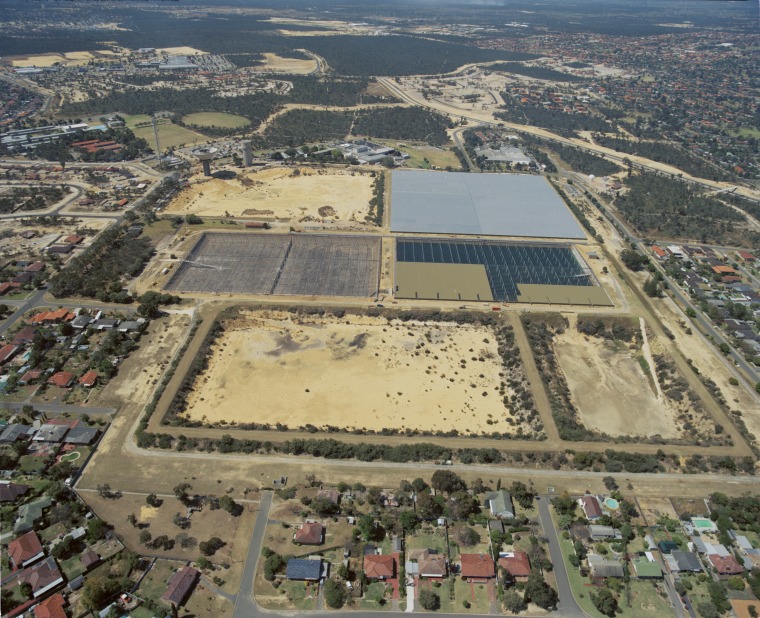 Aerial photograph of Mt Yokine Reservoir, October 1985. - JPG 193.9 KB