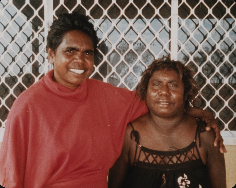 Olive Bieundurry and Ivy at Fitzroy Crossing. - JPG 124.0 KB