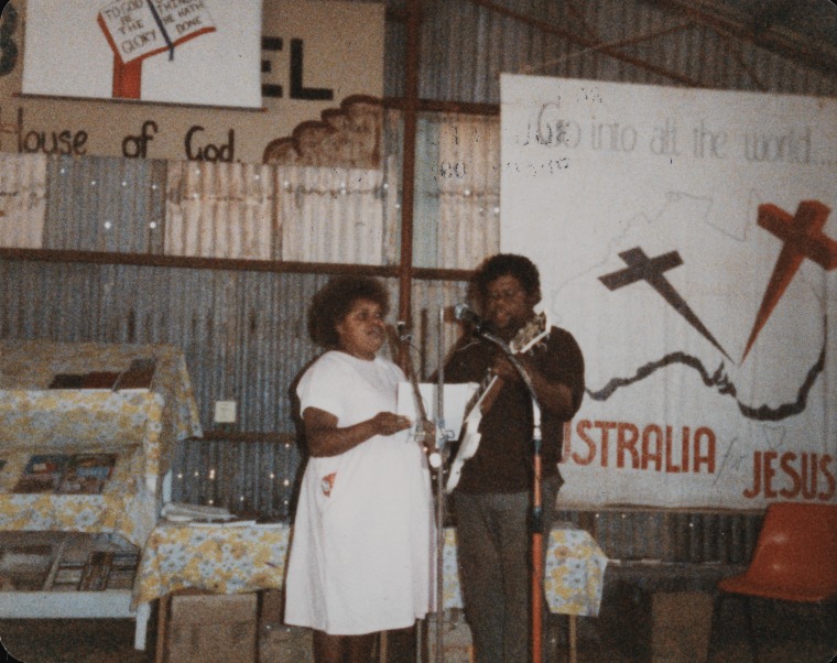 Delson and Carol Stokes singing at the Mt Margaret Convention. - JPG ...