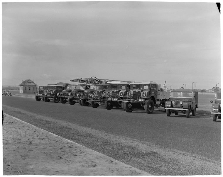 Convoy of equipment to Western Australian Petroleum Pty Ltd operations ...