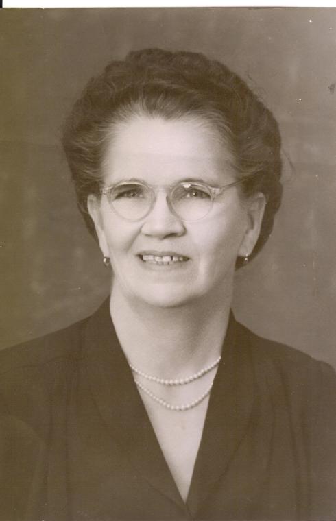 Alfred Gordon Dempsey collection of photographs. - JPG 24.9 KB