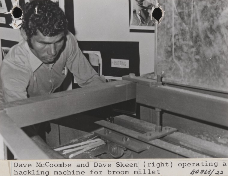 Aboriginal Australian displays and visitors to the Perth Royal Show ...
