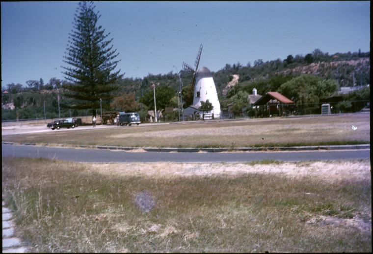 Old Mill Museum, South Perth, Western Australia. - JPG 115.1 KB