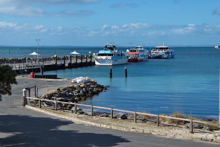 Thomson Bay, Rottnest Island, 20 May 2019. - JPG 129.3 KB