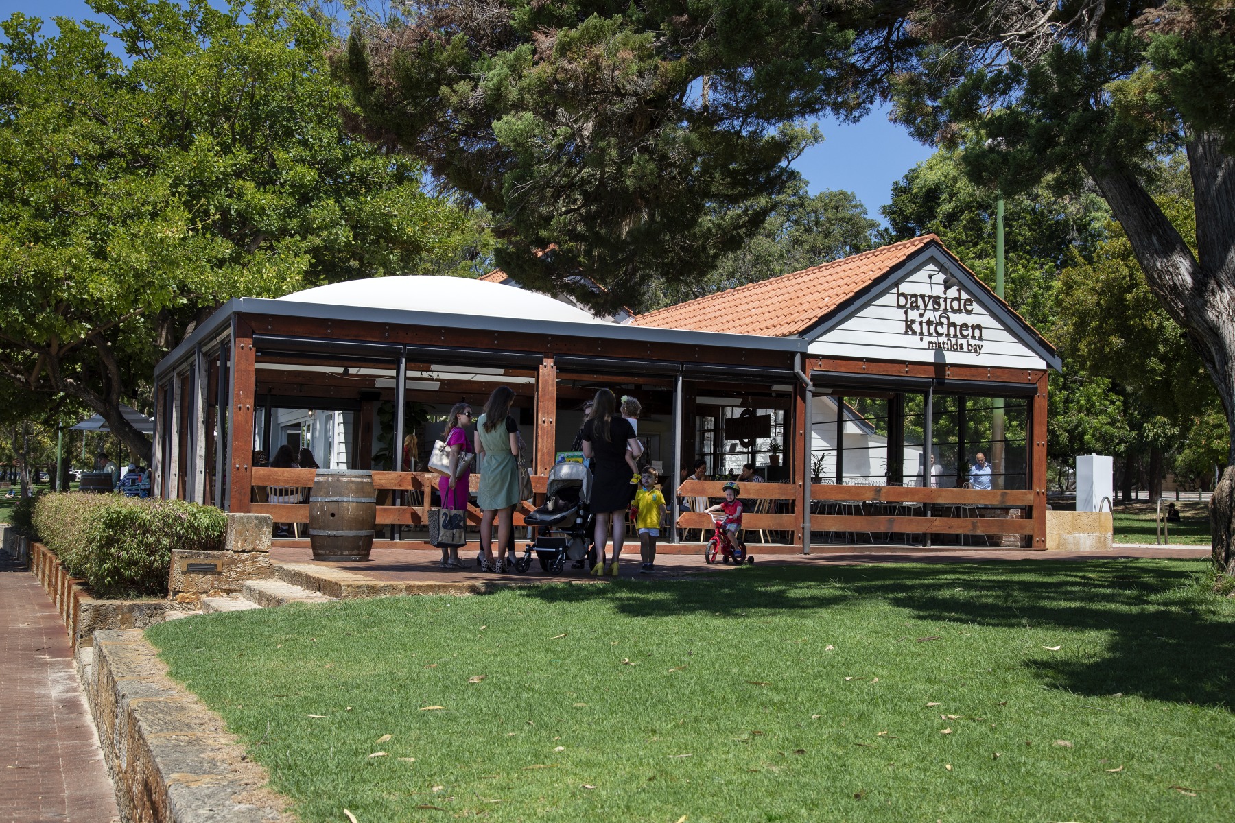 Bayside Kitchen (formerly Matilda Bay Tea Rooms), 5 Hackett Drive ...