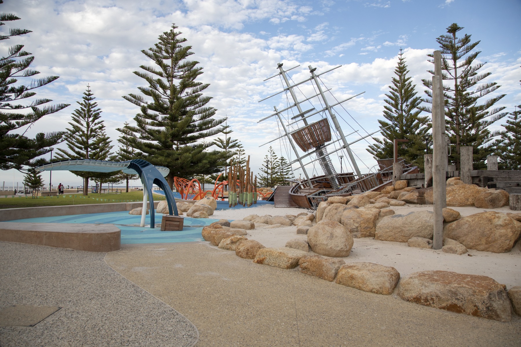 Busselton Foreshore Playground, 28 August 2019. - JPG 771.4 KB