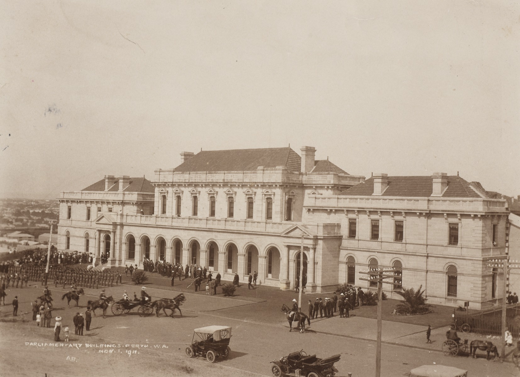 Parliamentary buildings, Perth, W.A., Nov. 1, 1919. - JPG 426.6 KB