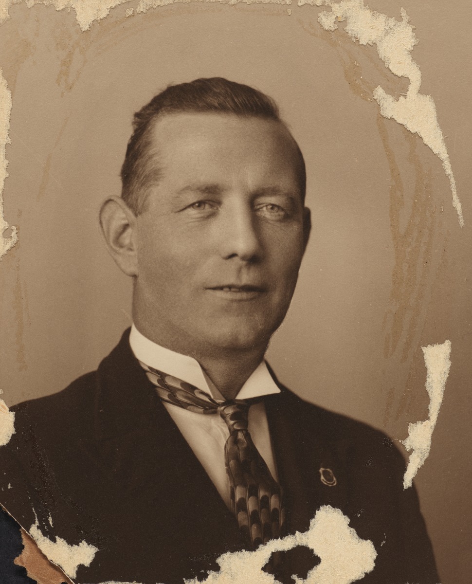 J.T. Tandy. - JPG 253.6 KB