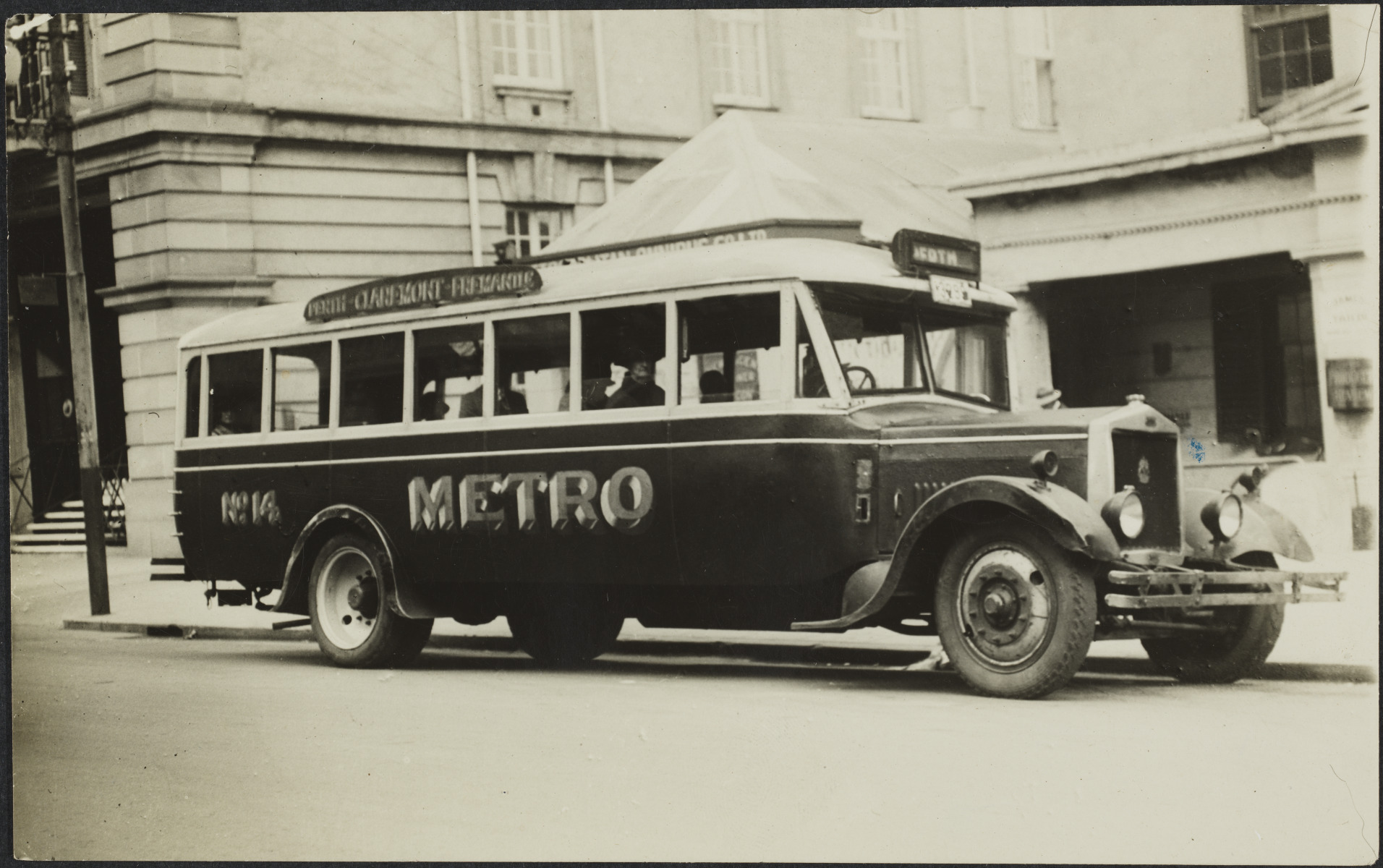 The Metro Rapid Service motor bus in St Georges Terrace, Perth. - JPG ...