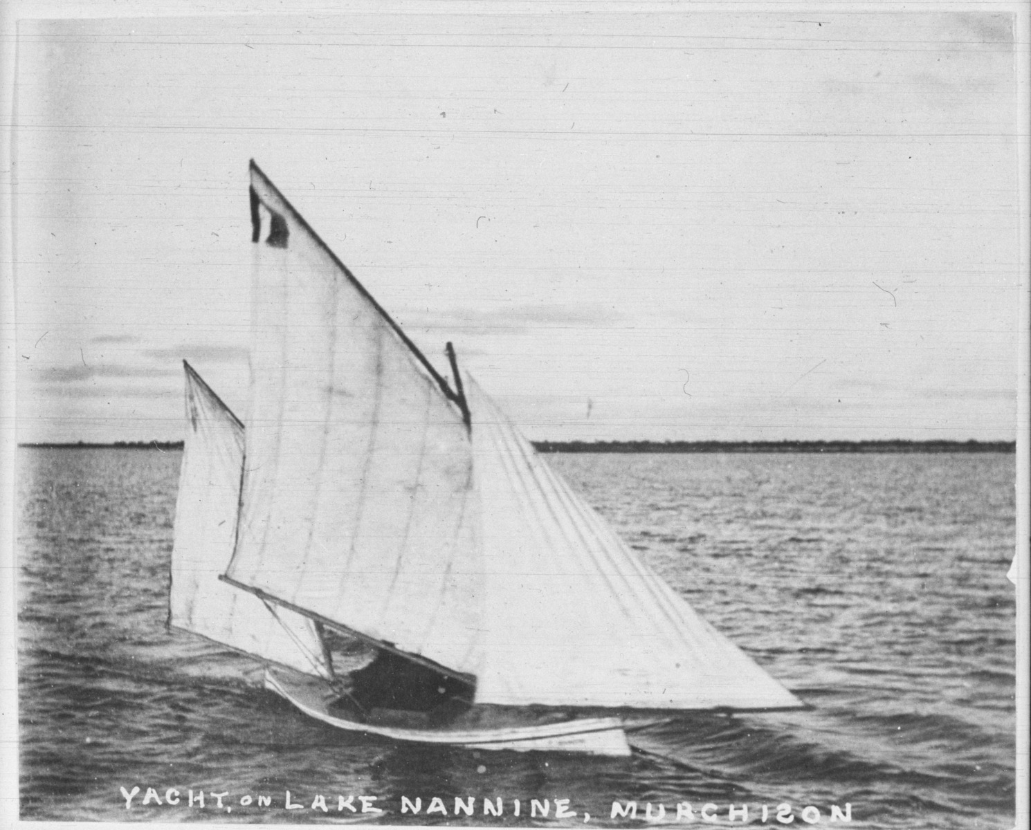 Yacht on Lake Nannine, Murchison. - JPG 386.6 KB