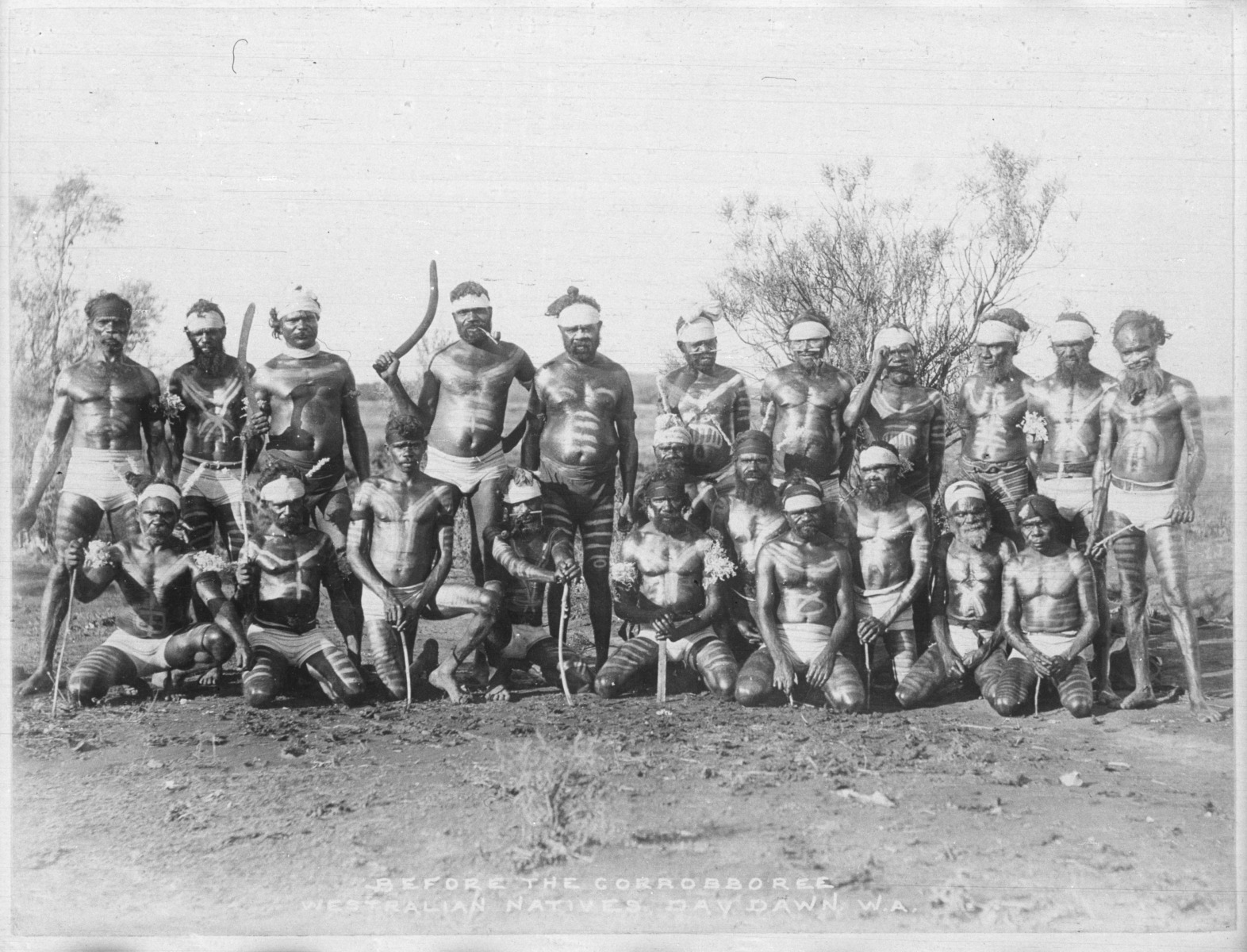 Aboriginal people, Day Dawn. - JPG 495.9 KB