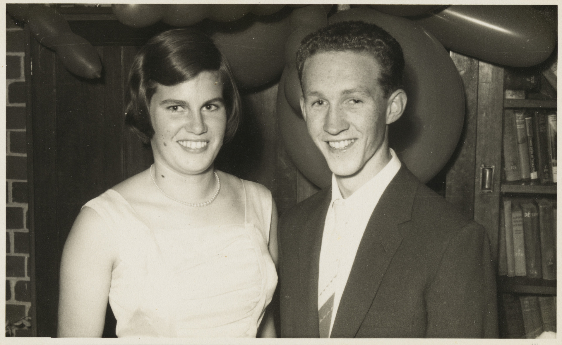 Wendy Rudduck at school dances, Western Australia. - JPG 477.4 KB