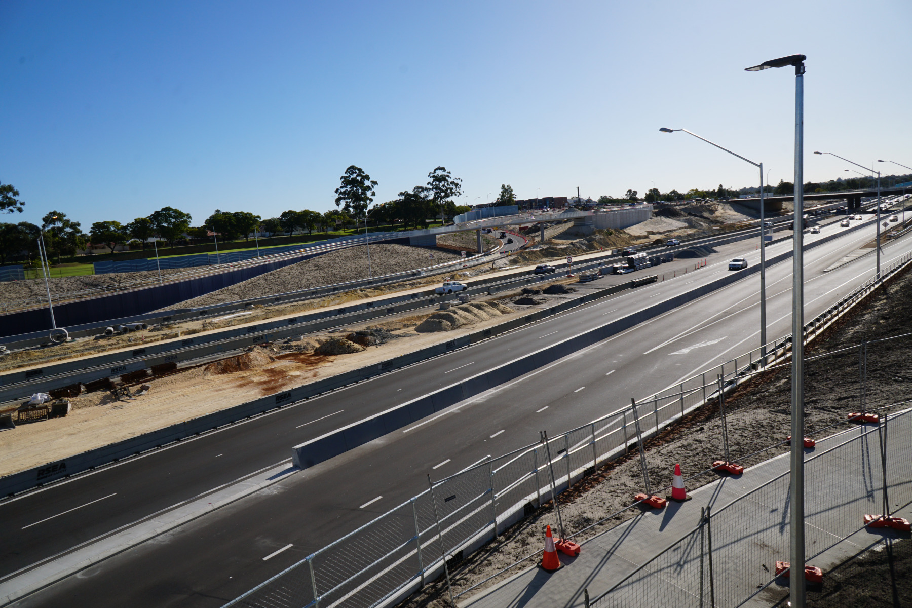 Tonkin Highway roadworks, viewed from Victoria Street footbridge ...