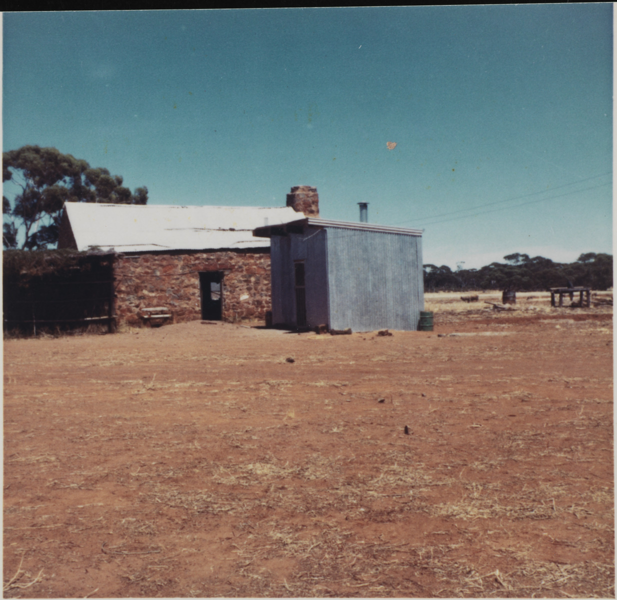 Fraser Range Station, Western Australia, 1967. - JPG 386.7 KB